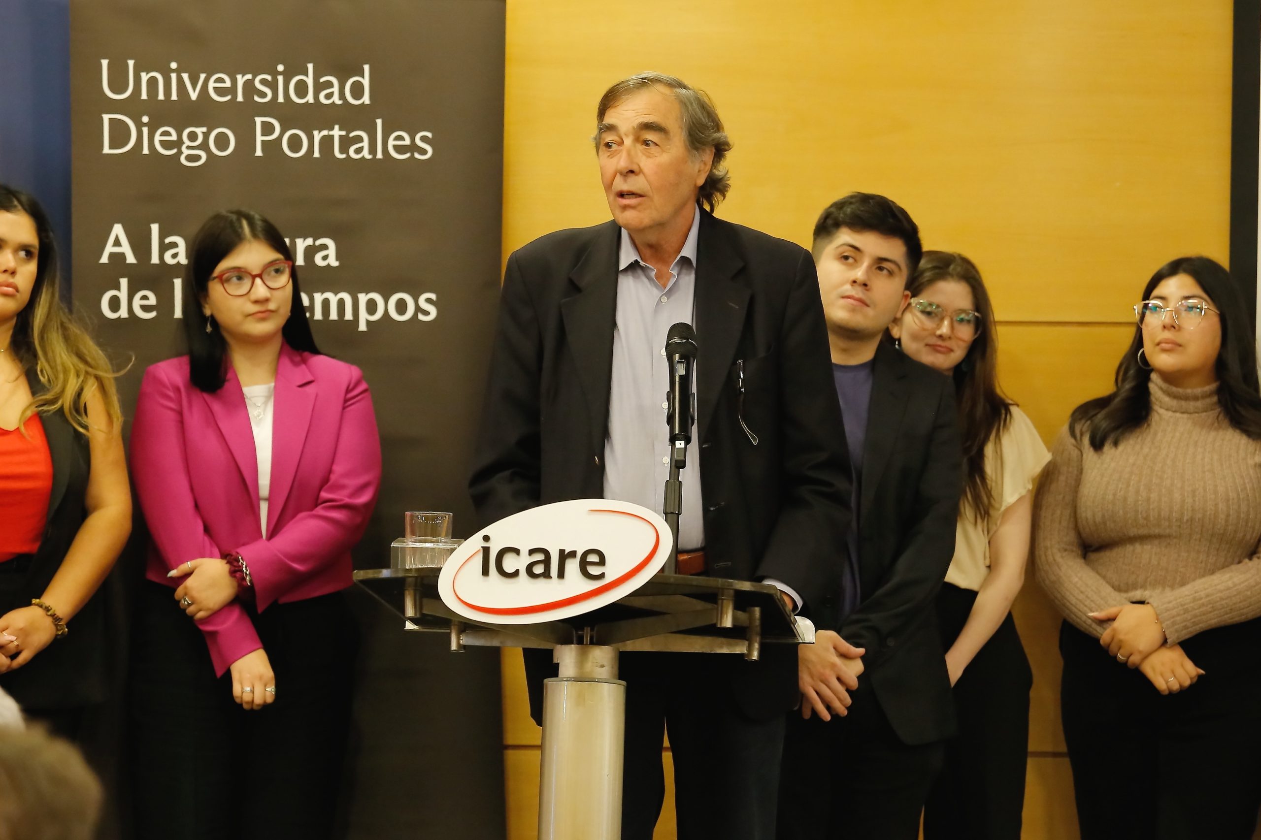 Así fue la Cátedra 2025 de la Fundación Alumni Derecho UDP: “Situación ...